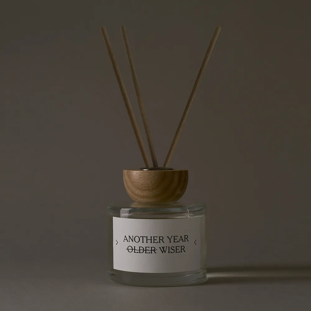 시그니처 디퓨저 150ml ANOTHER YEAR OLDER WISER (리드스틱 5ea 포함) - 감도 깊은 취향 셀렉트샵 29CM
