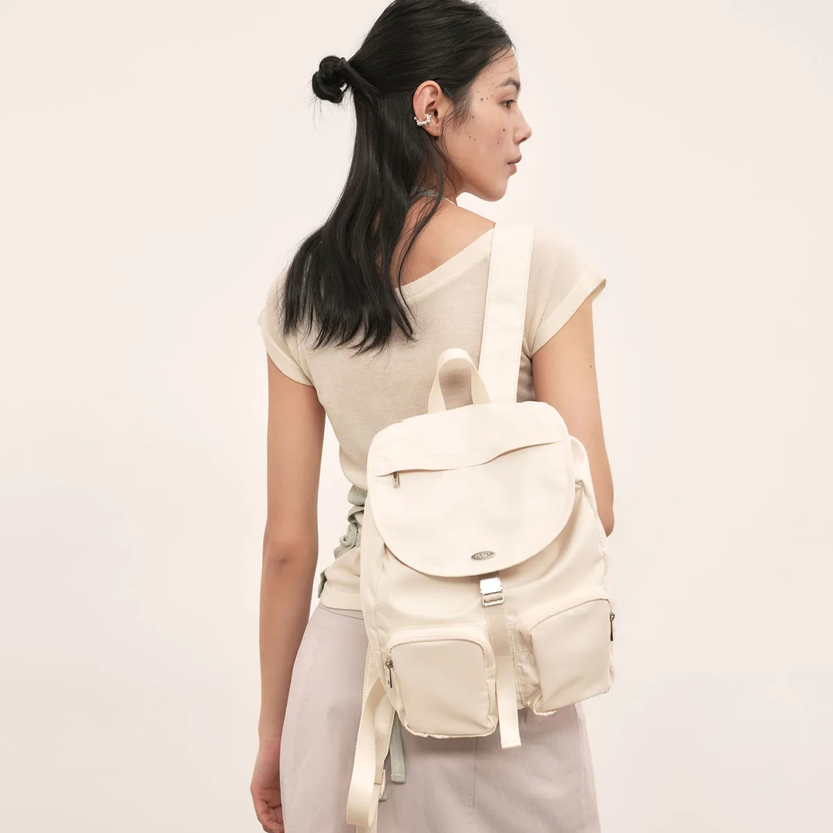 LOGO RUCKSACK [ CREAM ] - 감도 깊은 취향 셀렉트샵 29CM