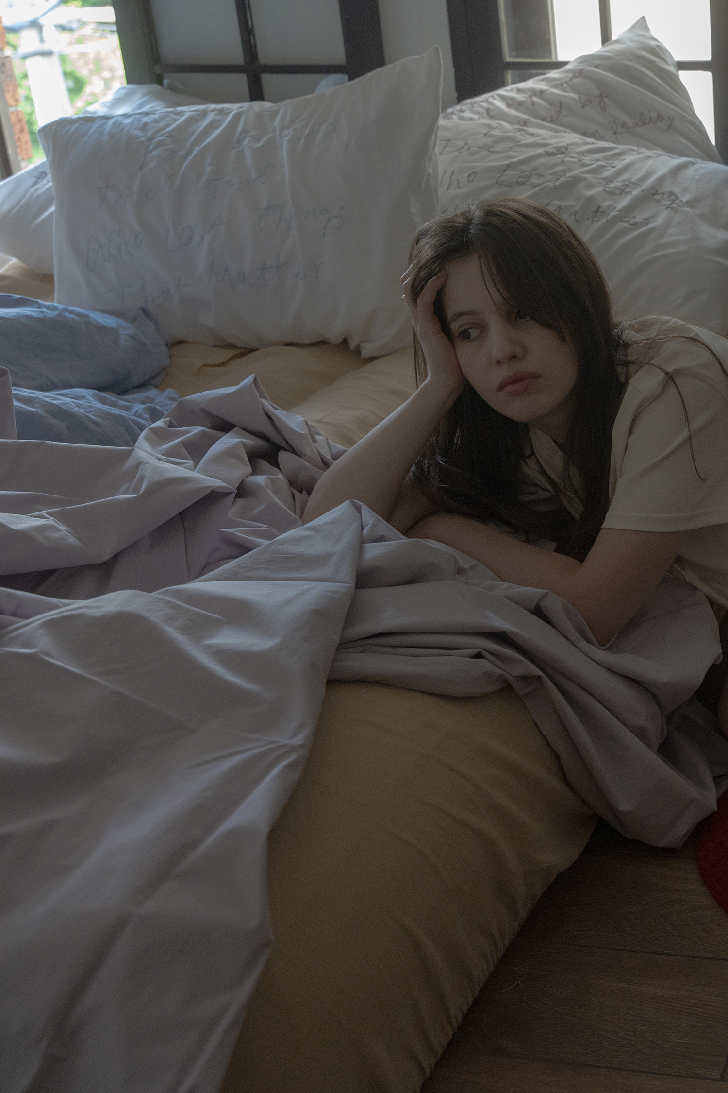 on Offline Mode Cushion Cover (2color) - 감도 깊은 취향 셀렉트샵 29CM