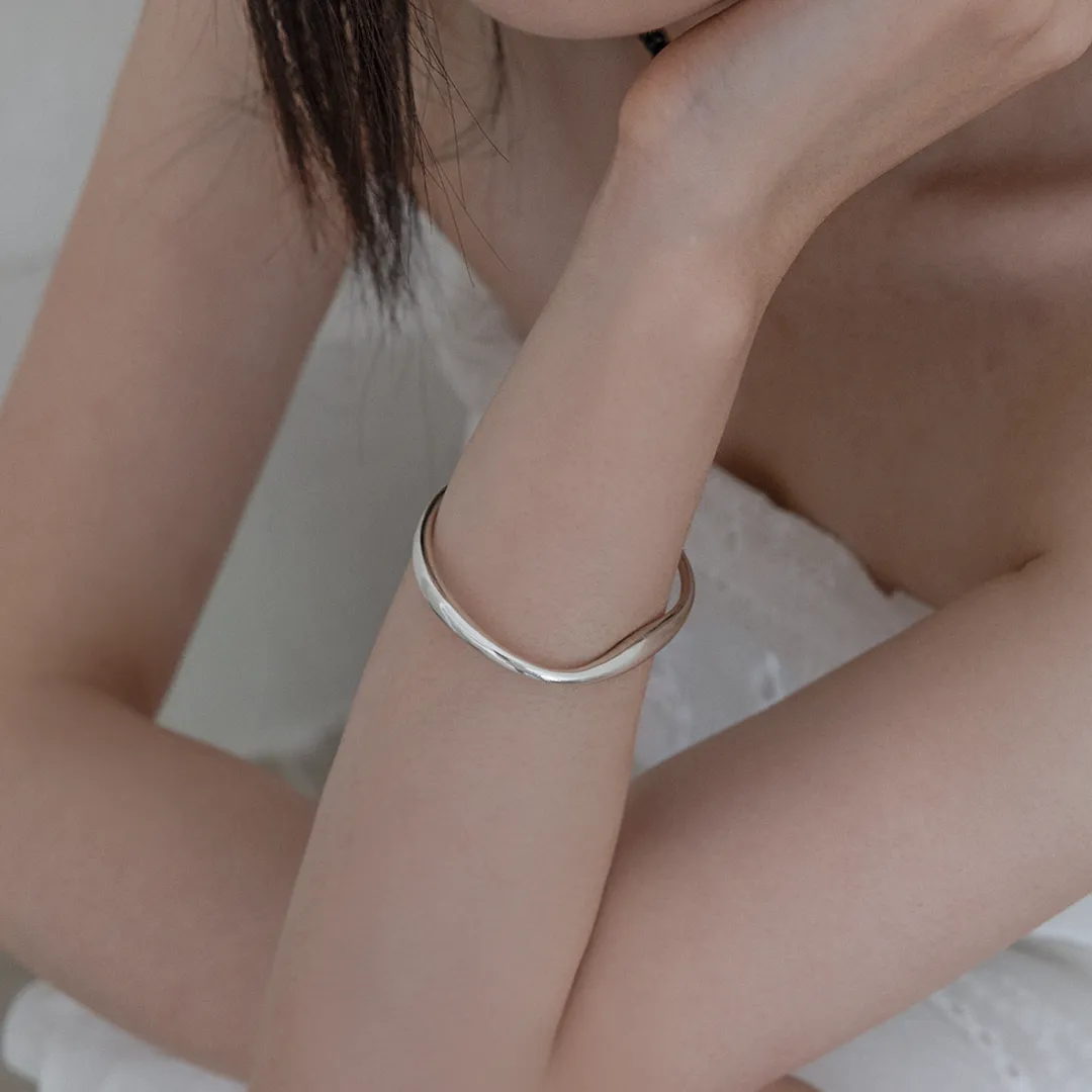 MOLD BANGLE - 감도 깊은 취향 셀렉트샵 29CM