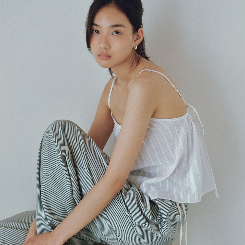 Ethnic strap sleeveless blouse_3colors - 감도 깊은 취향 셀렉트샵 29CM