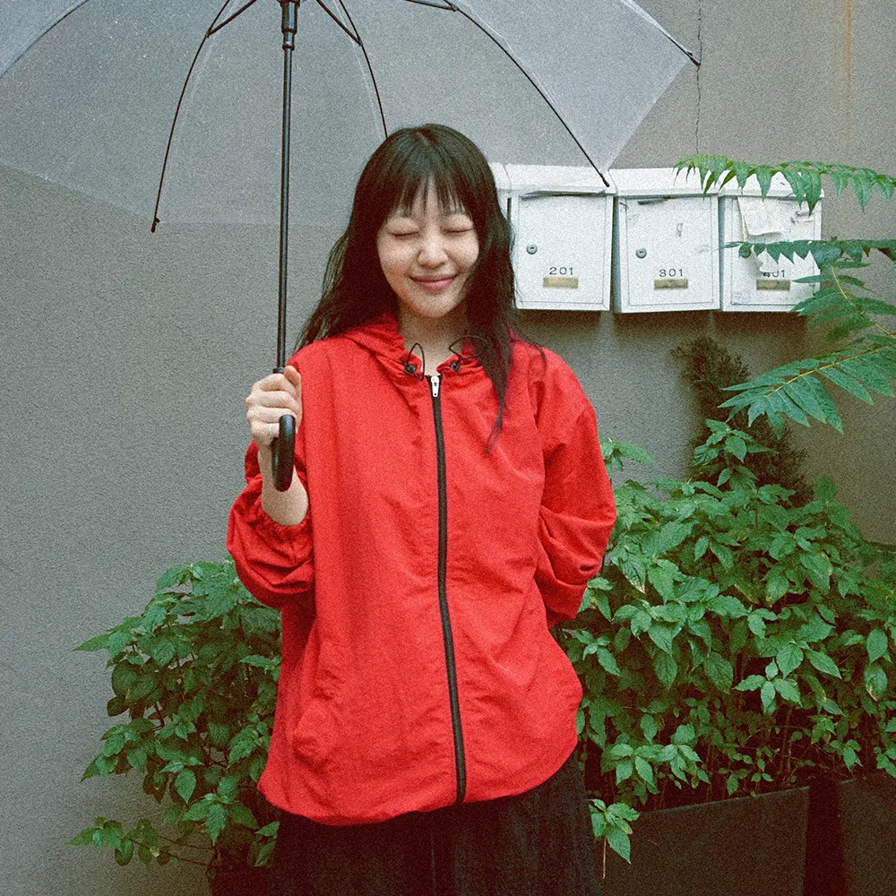 Nylon WindBreaker (Red) - 감도 깊은 취향 셀렉트샵 29CM