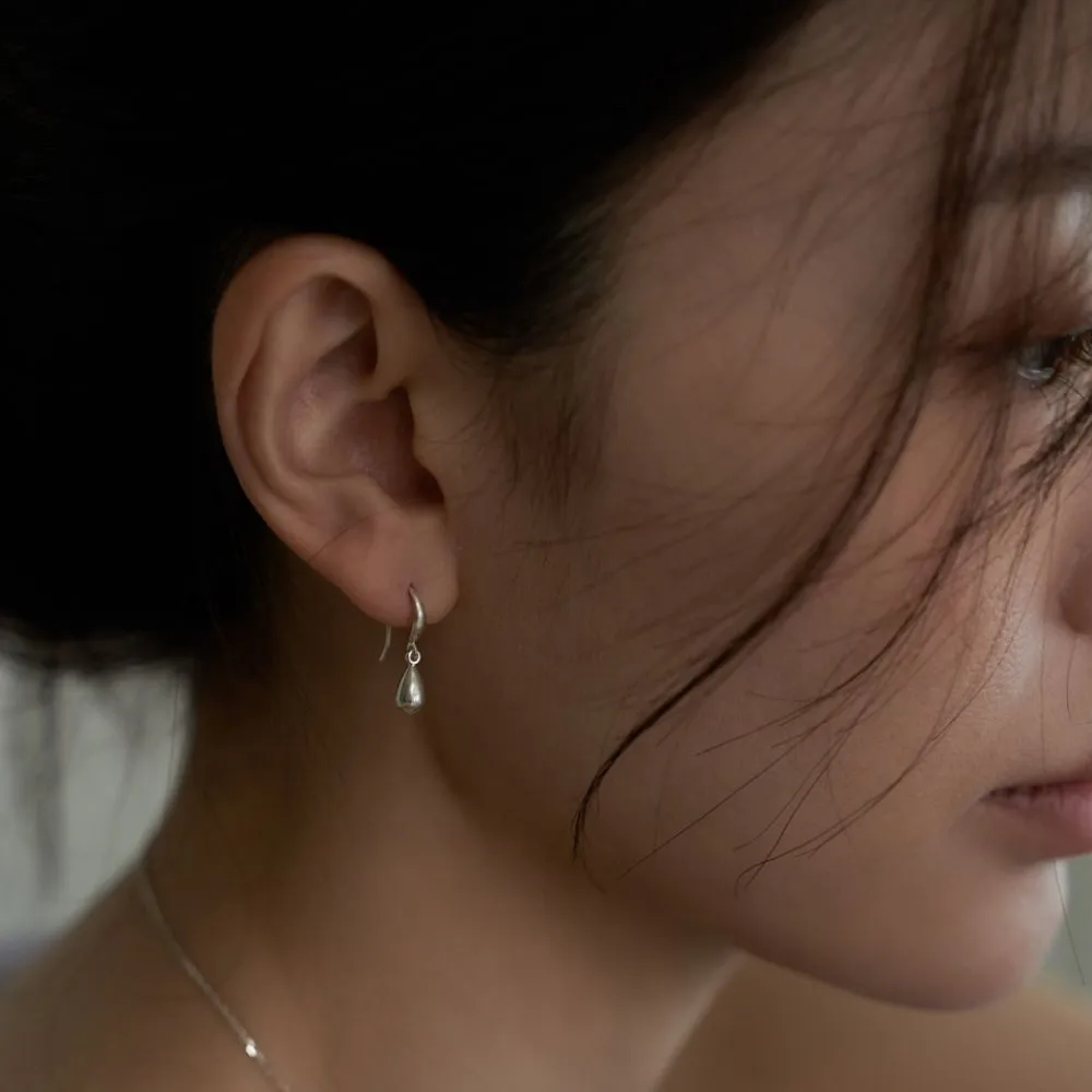 Rosee. Drop Earring - 감도 깊은 취향 셀렉트샵 29CM