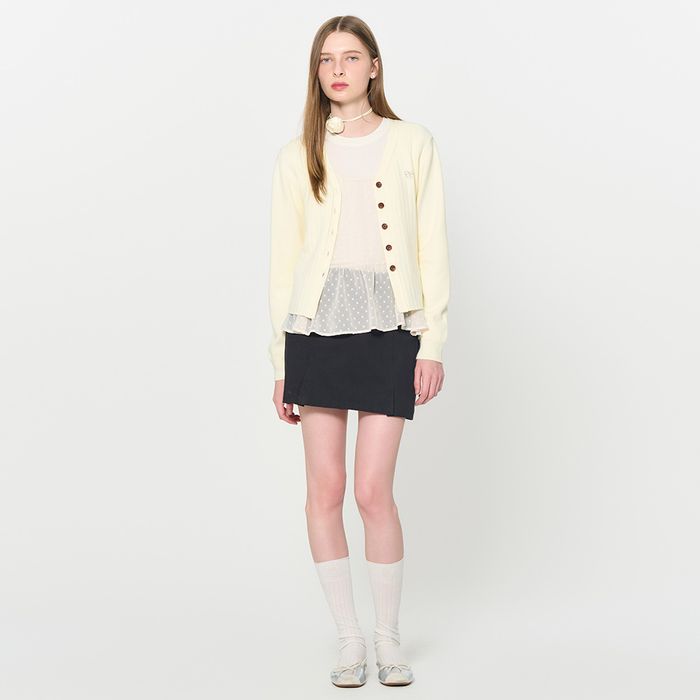 WOMAN 에센셜 리브드 브이넥 가디건 [IVORY] / WBD3L04502 - 감도 깊은 취향 셀렉트샵 29CM