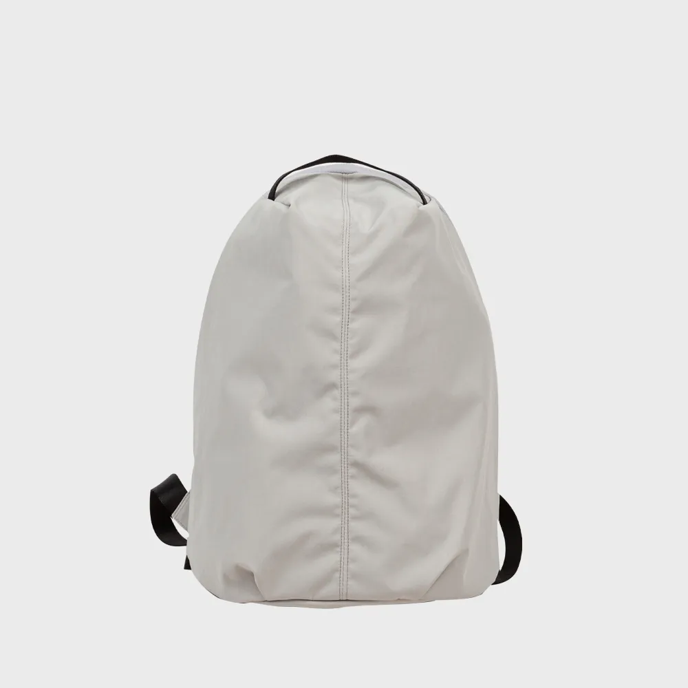 PEBBLE BACKPACK (3colors) 페블 백팩 - 감도 깊은 취향 셀렉트샵 29CM