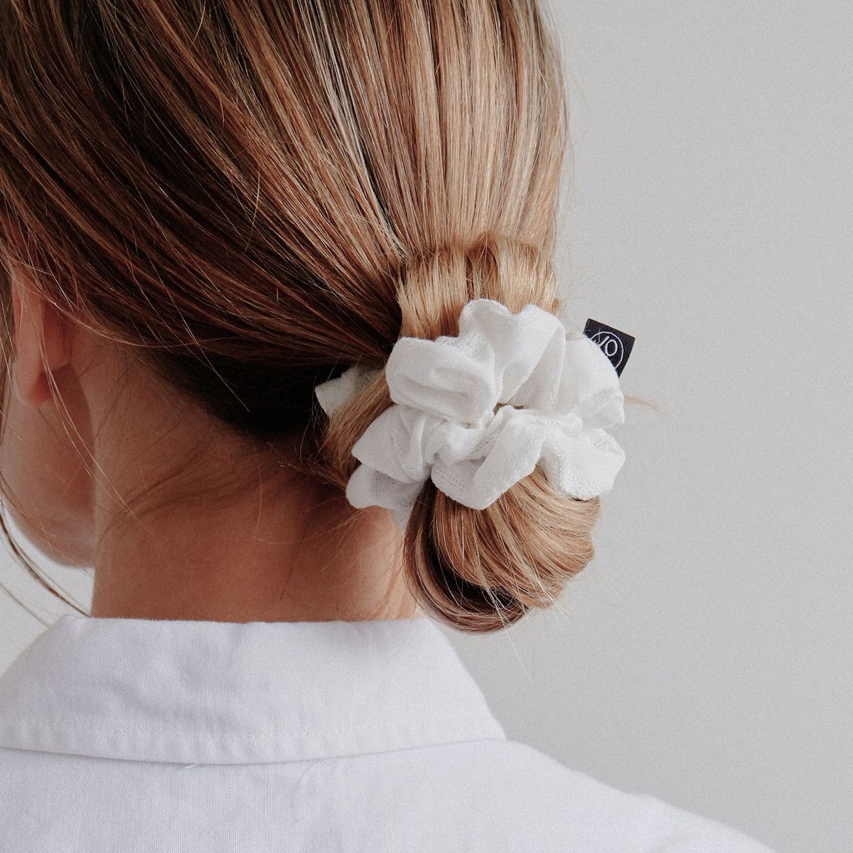 Milky Cotton Scrunchie_White - 감도 깊은 취향 셀렉트샵 29CM