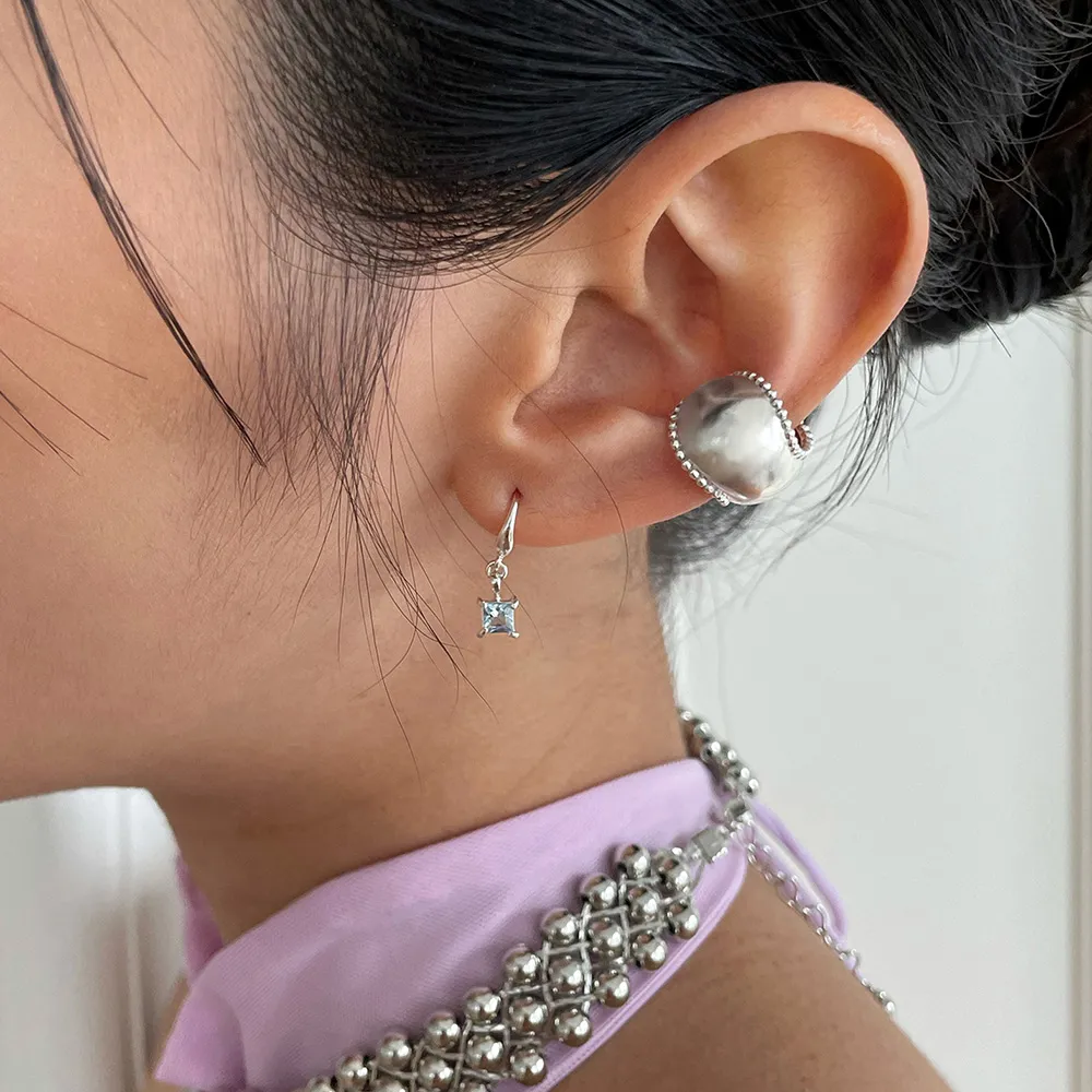 Roman earcuff - 감도 깊은 취향 셀렉트샵 29CM