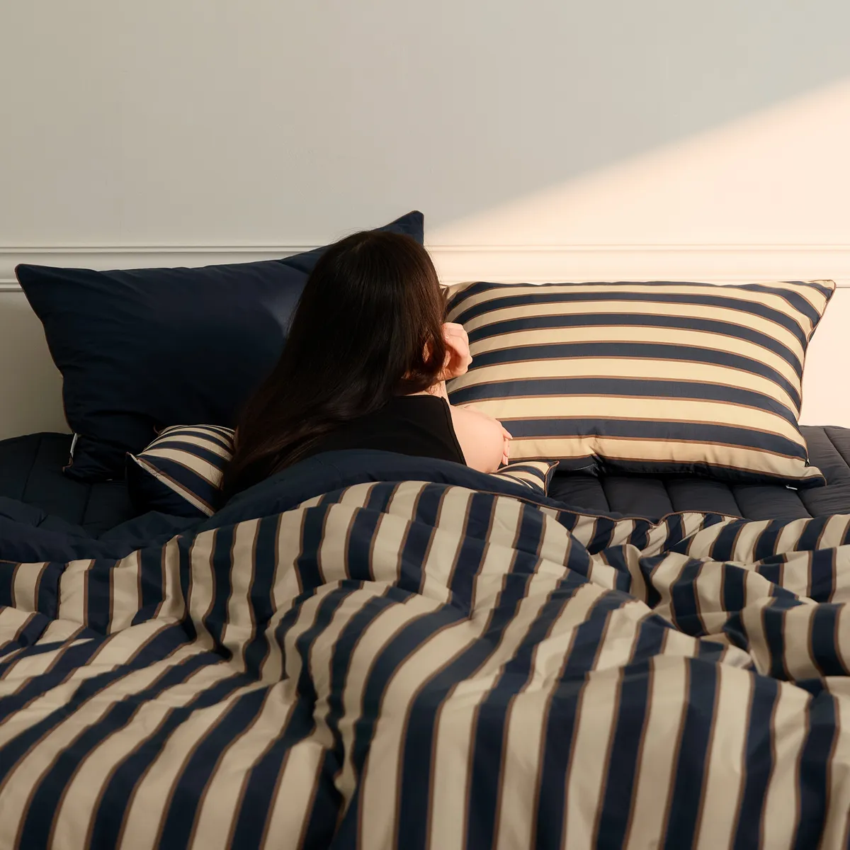 알러메디 포인라인 알러지케어 차렵이불 엠버네이비 (S/SS,Q,K/LK) - 감도 깊은 취향 셀렉트샵 29CM