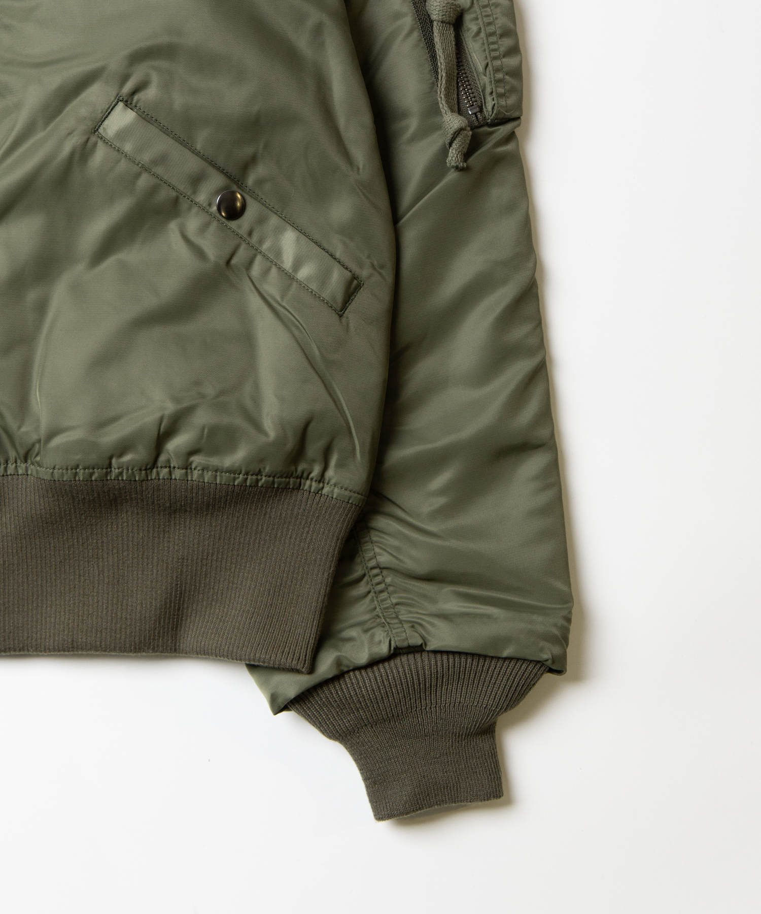 MA1 MIL PARKA olive/navy - 감도 깊은 취향 셀렉트샵 29CM