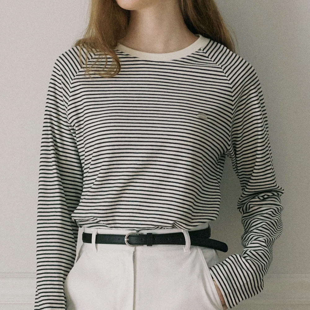 Stripe Raglan T-shirt - Black - 감도 깊은 취향 셀렉트샵 29CM