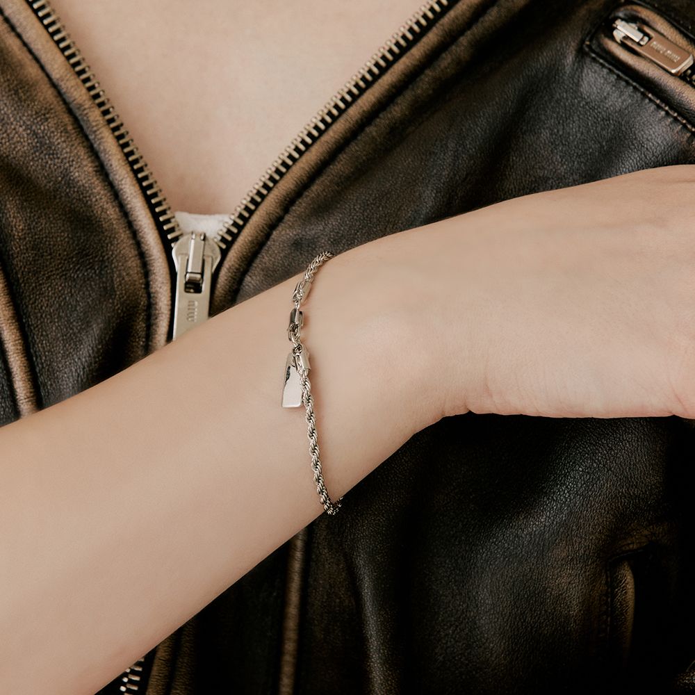 Twist Chain Bracelet_VH24NNBR172M - 감도 깊은 취향 셀렉트샵 29CM