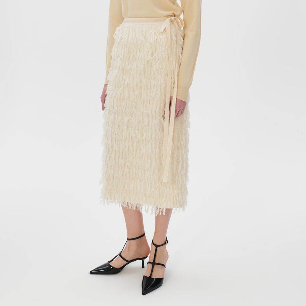 Feather H-line Skirt, Ivory - 감도 깊은 취향 셀렉트샵 29CM