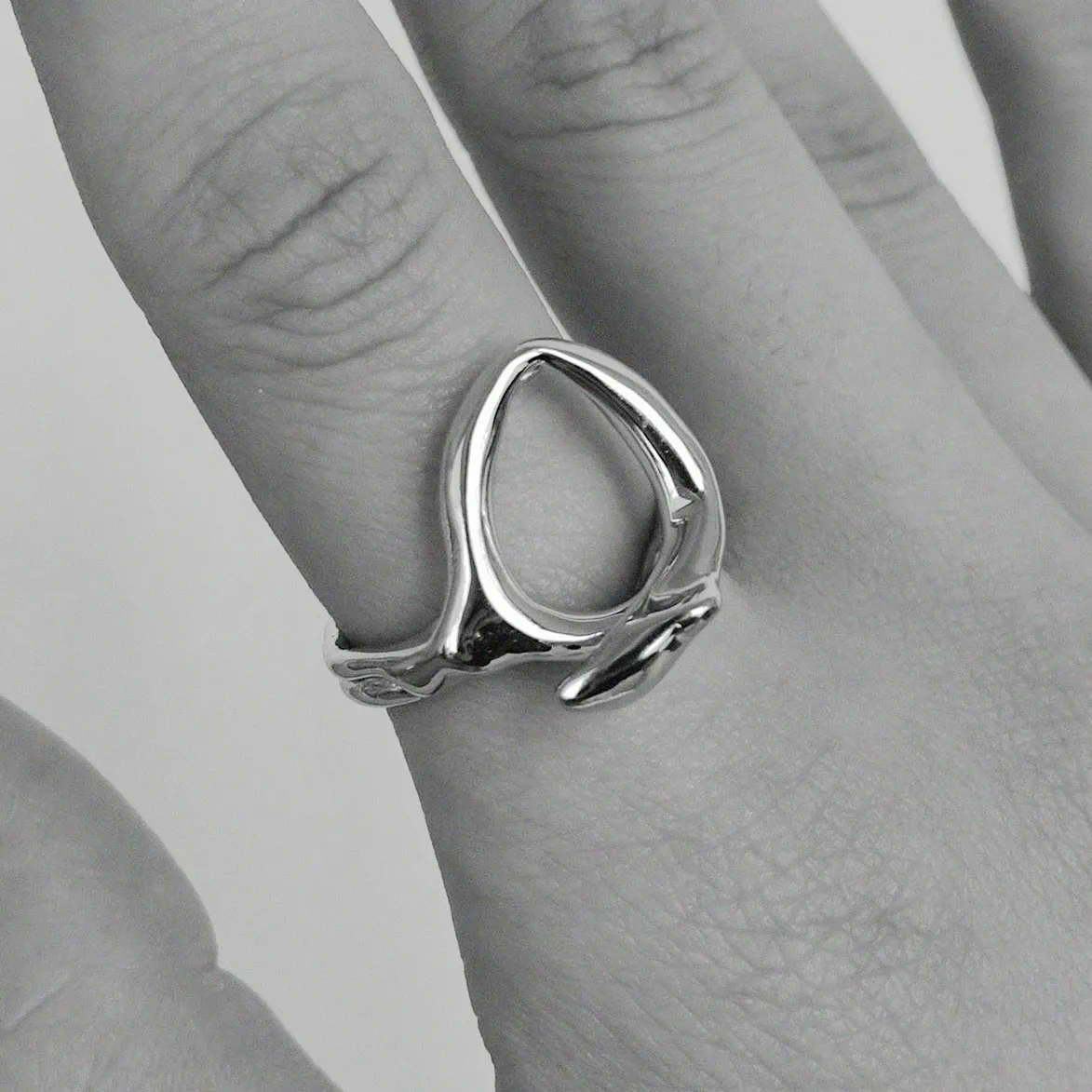 V-Circle ring - 감도 깊은 취향 셀렉트샵 29CM