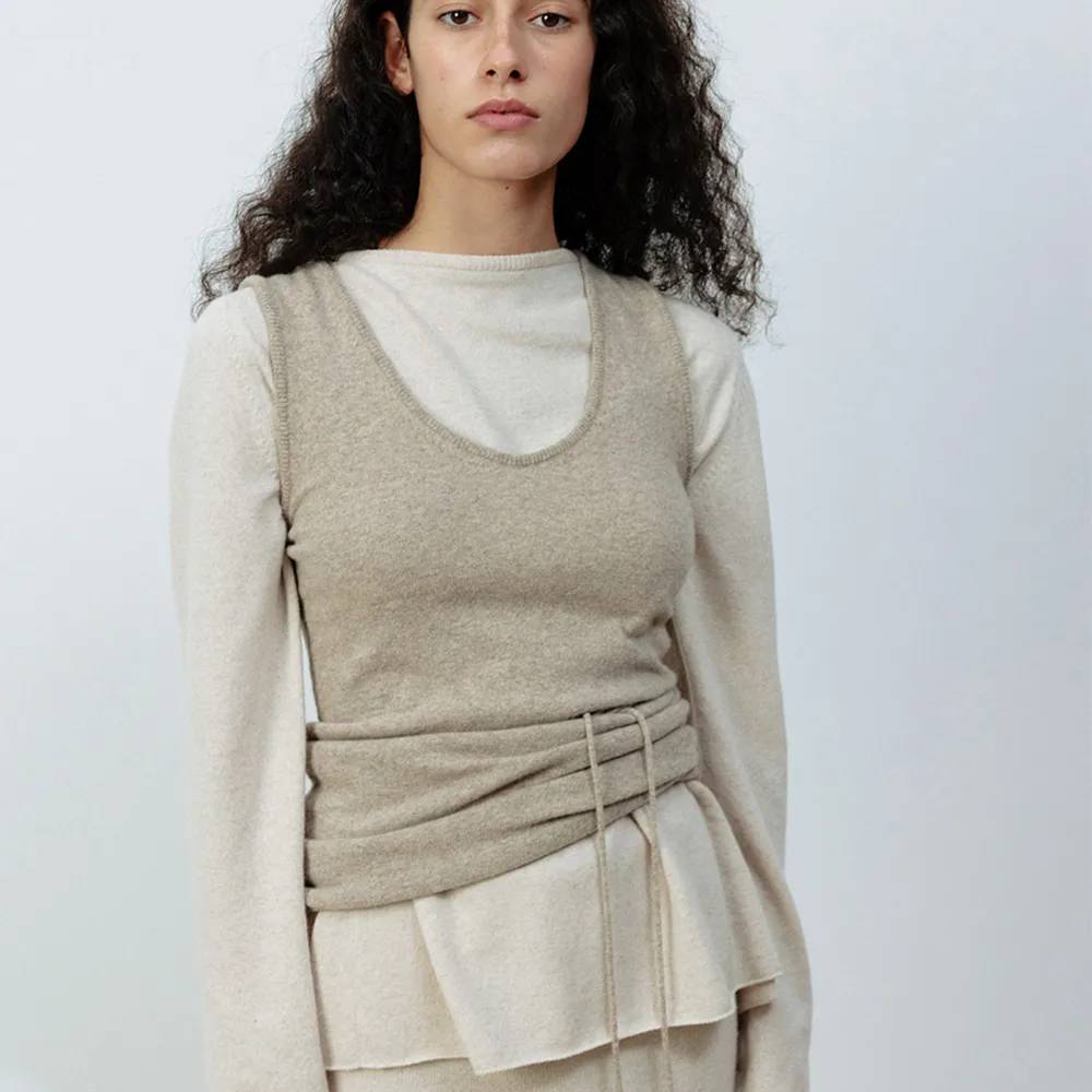 [29CM 단독]BASIC LONG SCOOP NECK TOP [BROWN] - 감도 깊은 취향 셀렉트샵 29CM