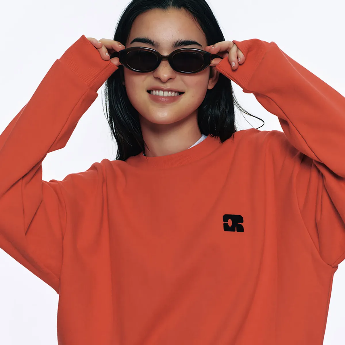 CENTAUR EMBLEM SWEATSHIRT_RED - 감도 깊은 취향 셀렉트샵 29CM