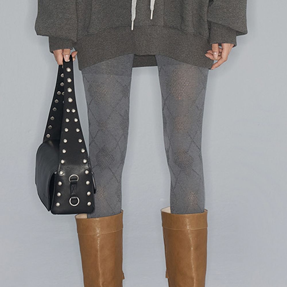 STUD DUFFLE BAG (BLACK) - 감도 깊은 취향 셀렉트샵 29CM