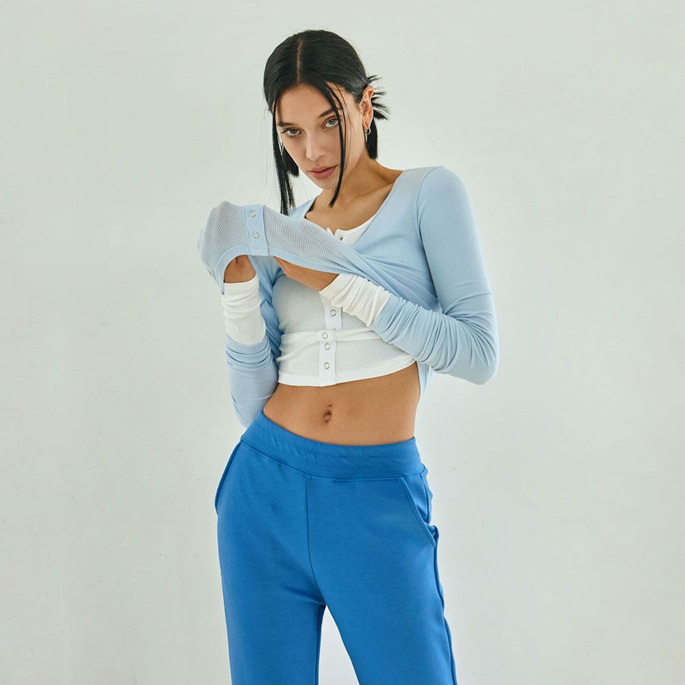 여성 요가복 DEVI-T0103-스카이 필라테스 스냅 버튼 롱슬리브 - 감도 깊은 취향 셀렉트샵 29CM