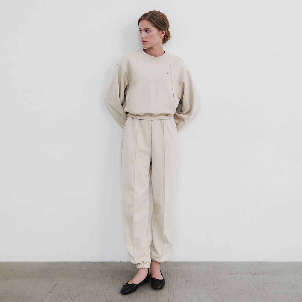 NICOLE Pin-tuck Jogger Pants (Beige) - 감도 깊은 취향 셀렉트샵 29CM
