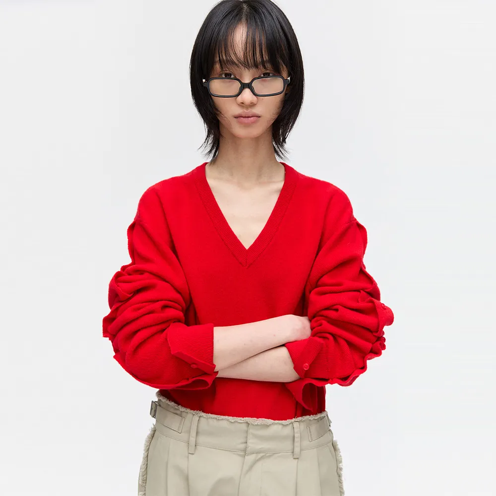 [4차]BUTTON SLEEVE V - NECK KNIT , RED - 감도 깊은 취향 셀렉트샵 29CM