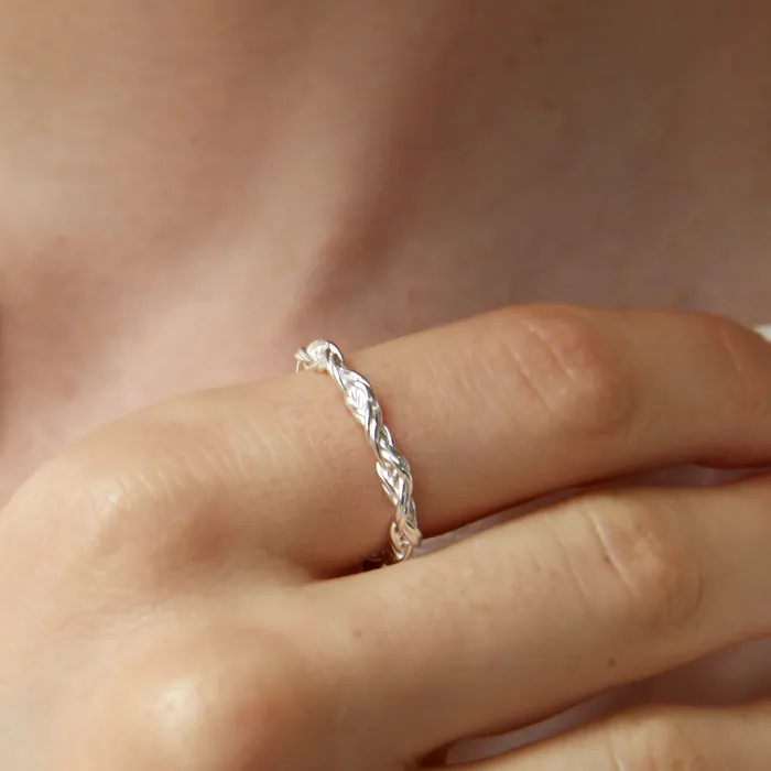 Merry ring - 감도 깊은 취향 셀렉트샵 29CM