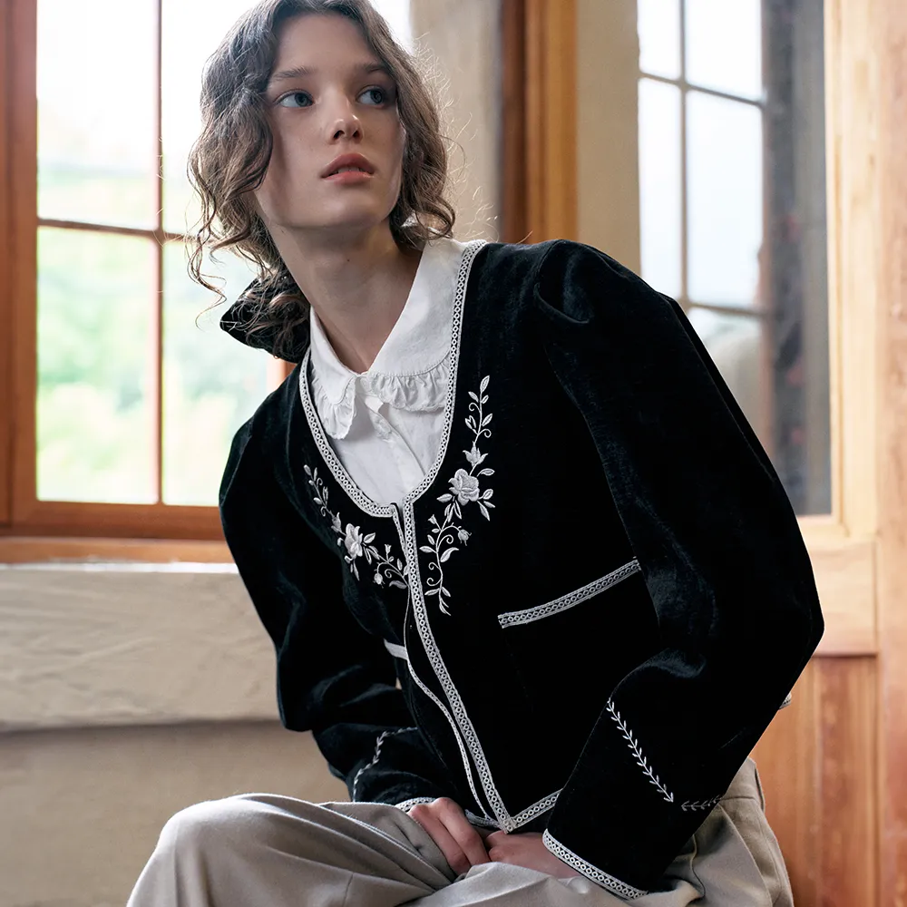 Rose U-Neck Embroidery Velvet Jacket VC2499JK501V - 감도 깊은 취향 셀렉트샵 29CM