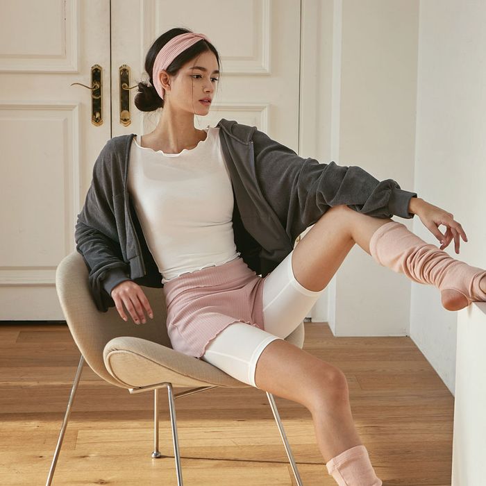 여성 요가복 DEVI-B0061-살몬핑크 필라테스 비비아나 골지 쇼츠 - 감도 깊은 취향 셀렉트샵 29CM