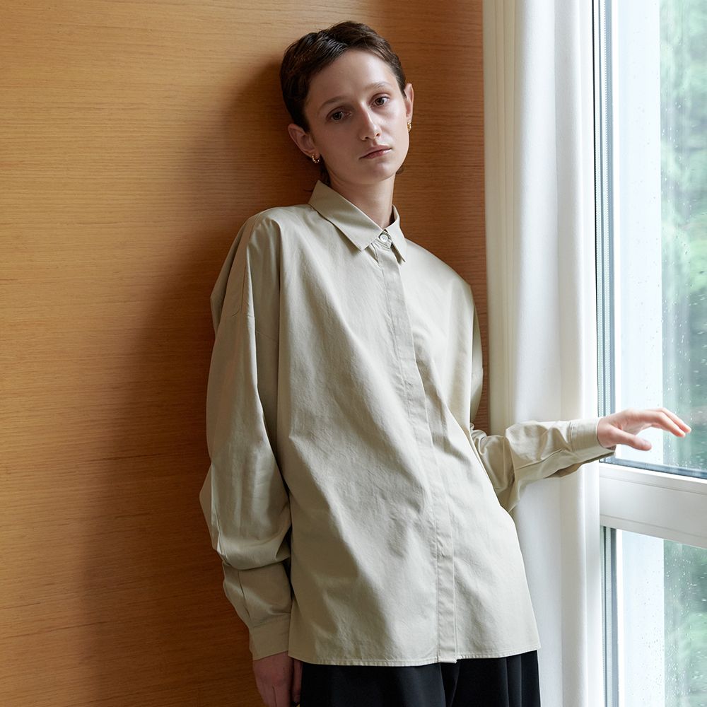 Silky basic shirt _ beige - 감도 깊은 취향 셀렉트샵 29CM