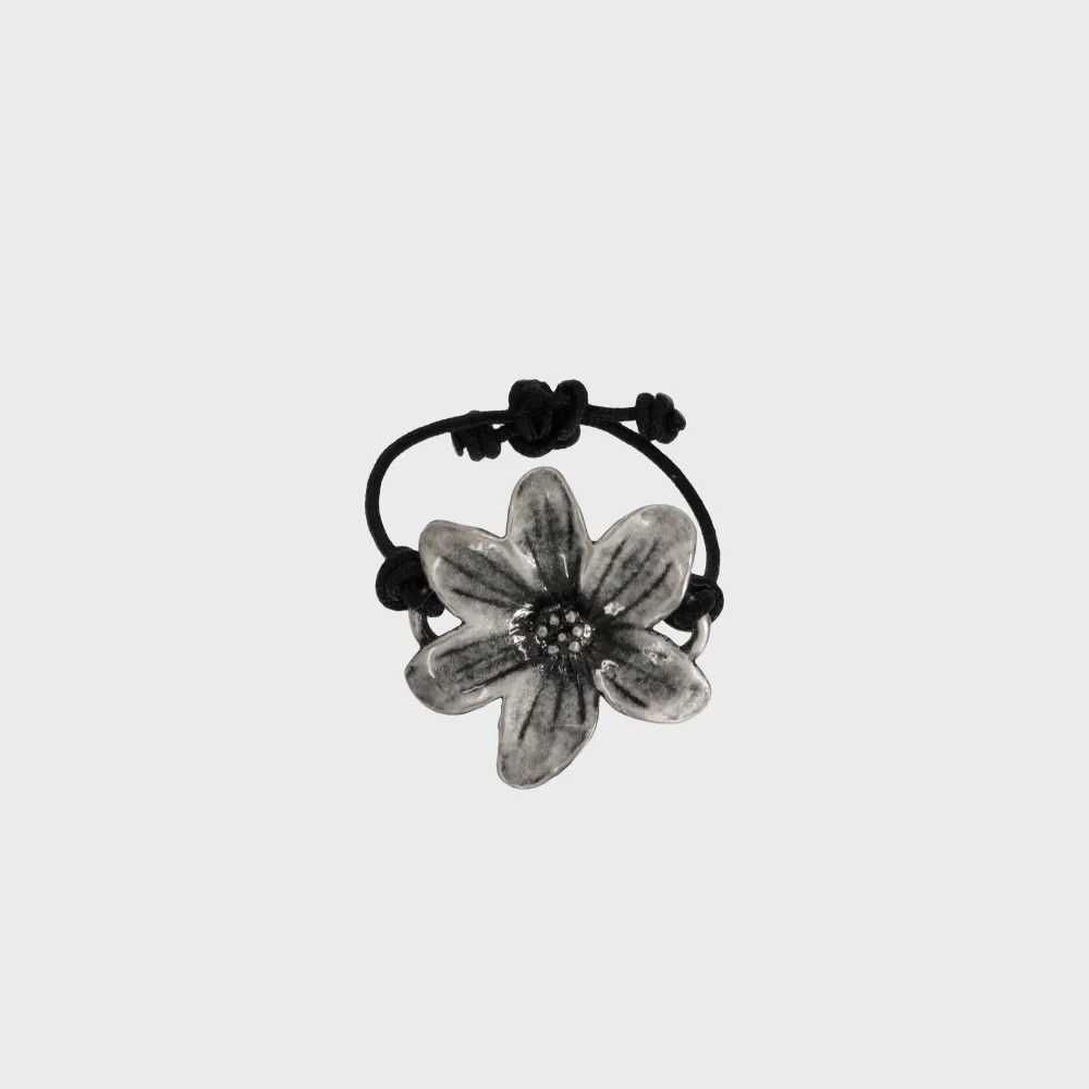 petal string ring-black - 감도 깊은 취향 셀렉트샵 29CM