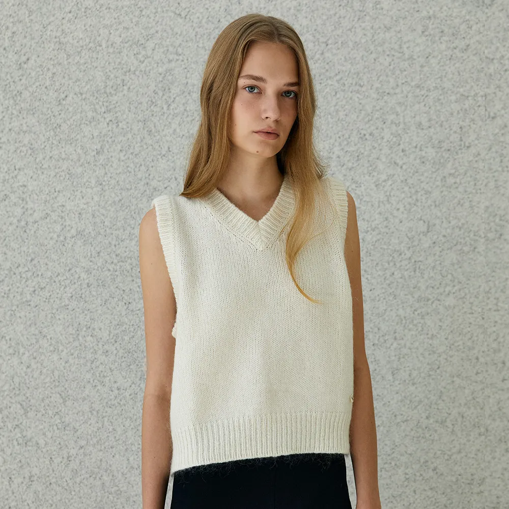 kid mohair knit vest (ivory) - 감도 깊은 취향 셀렉트샵 29CM