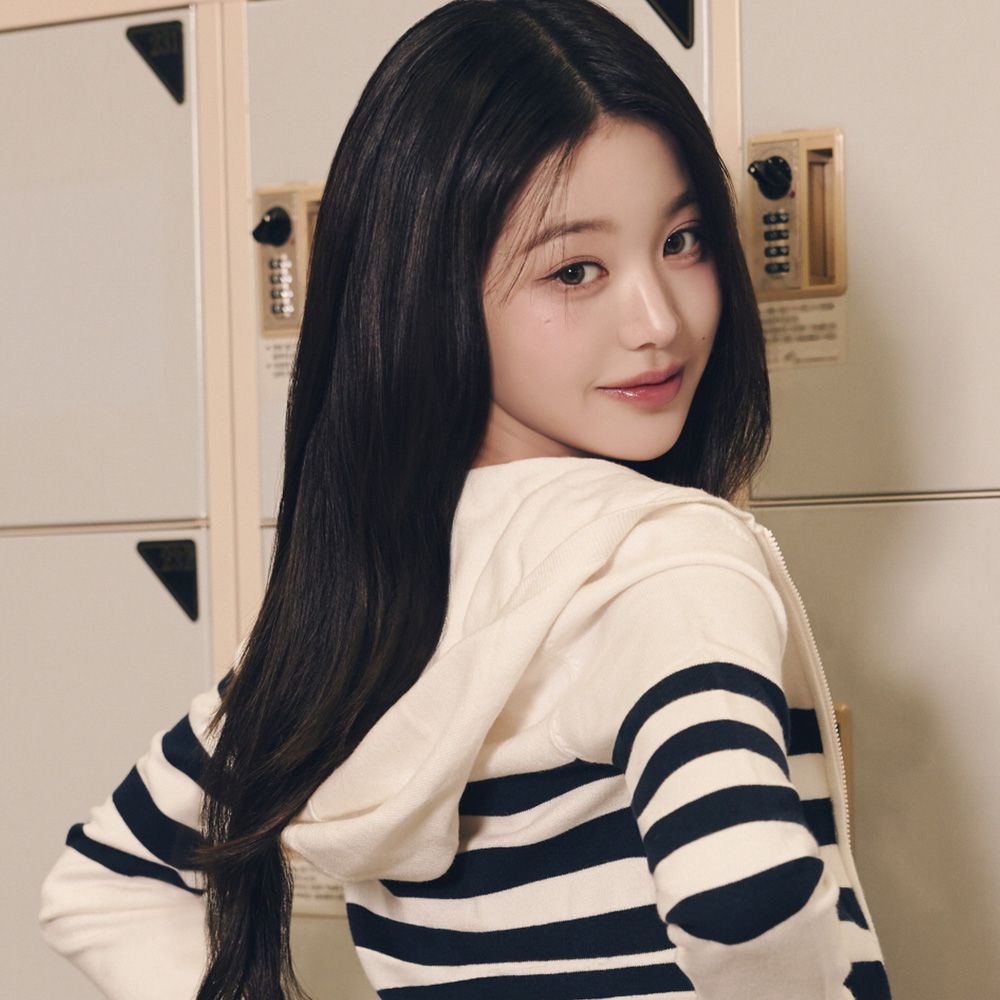 [24FW] 스트라이프 배지 후드 집업 - 감도 깊은 취향 셀렉트샵 29CM