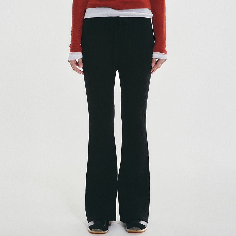 NICOLE GOLGI BOOTS CUT PANTS_BLACK - 감도 깊은 취향 셀렉트샵 29CM