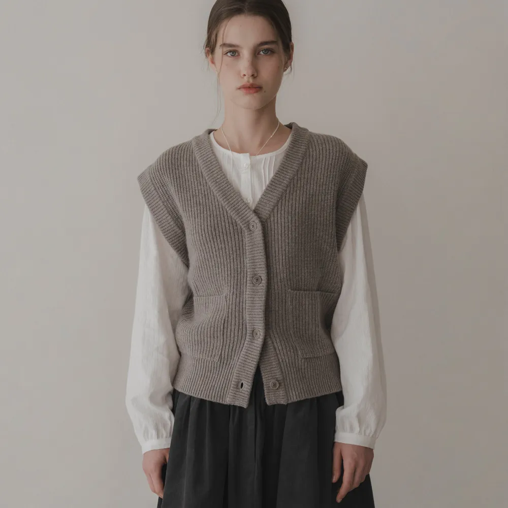 Block knit vest (warm gray) - 감도 깊은 취향 셀렉트샵 29CM