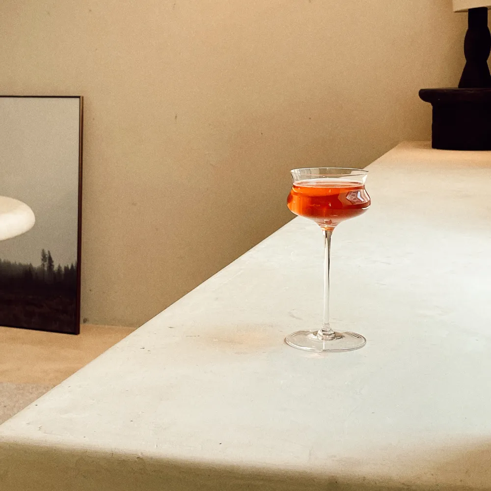 플라워 칵테일 글라스 FLOWER COCKTAIL GLASS 150ml - 감도 깊은 취향 셀렉트샵 29CM