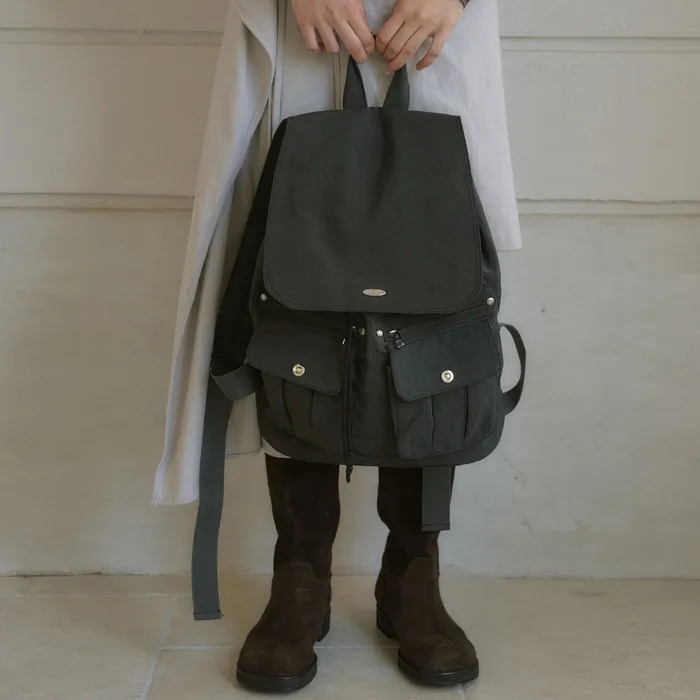 MULTI STUD BACKPACK [ CHARCOAL ] - 감도 깊은 취향 셀렉트샵 29CM