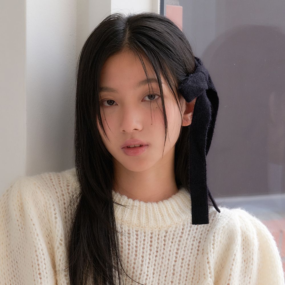 angora flat hair pin (3color) - 감도 깊은 취향 셀렉트샵 29CM