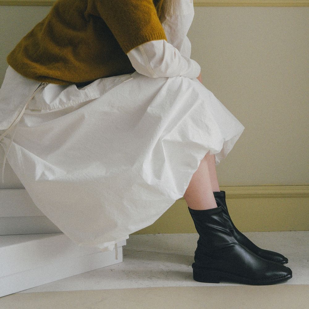 MINIMAL SOCKS BOOTS (3 COLORS) - 감도 깊은 취향 셀렉트샵 29CM
