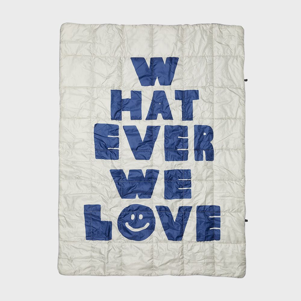 PADDING BLANKET WHATEVER WE LOVE BOLD BEIGE - 감도 깊은 취향 셀렉트샵 29CM