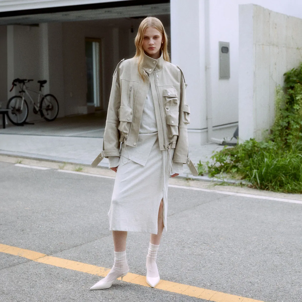 [이강미 착용]EXELMANS Multi Pocket Utility Woven Jacket_Beige - 감도 깊은 취향 셀렉트샵 29CM