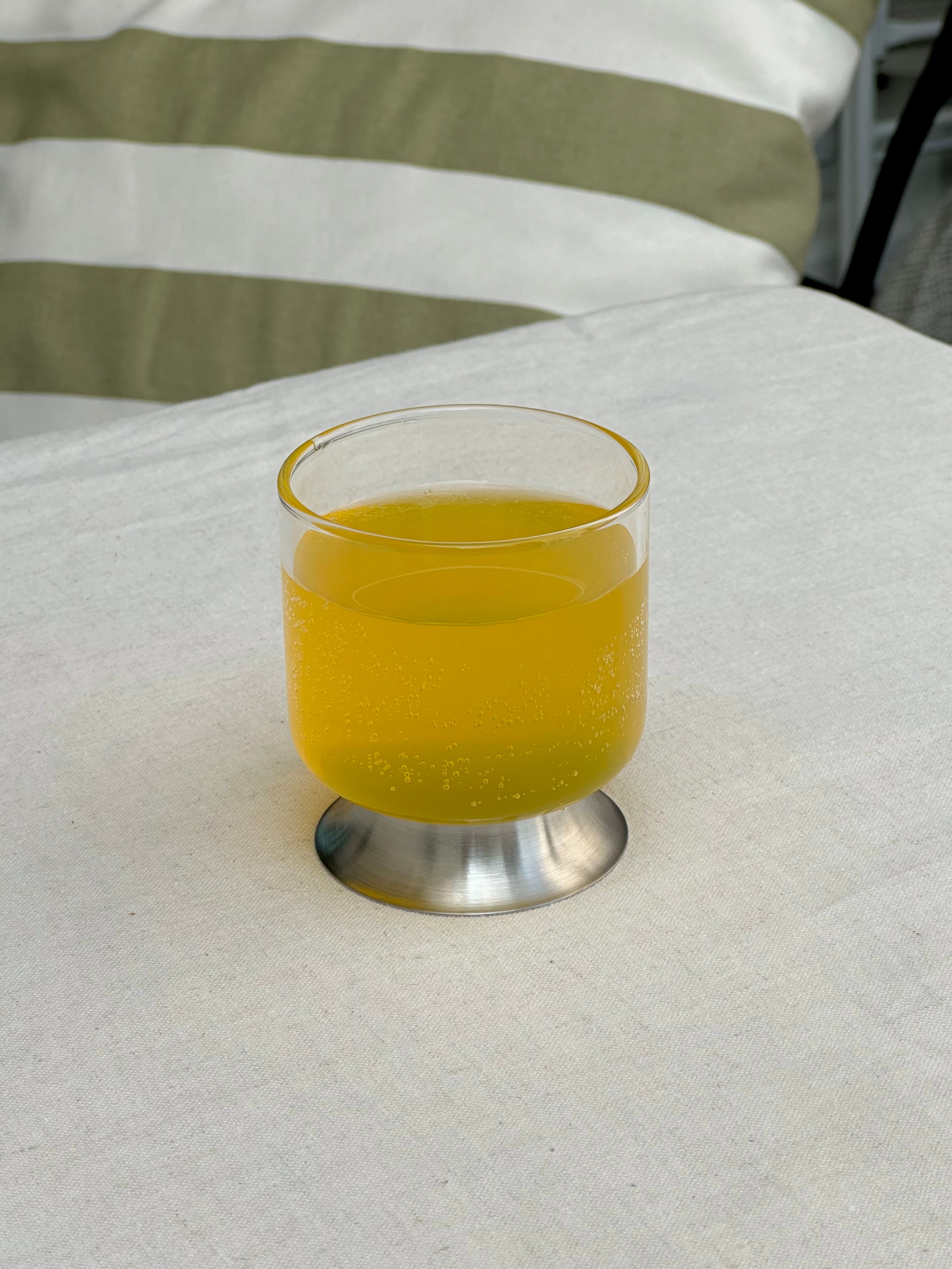 스테인리스 받침 유리컵 맥주 커피잔 손잡이 X 250ml - 감도 깊은 취향 셀렉트샵 29CM