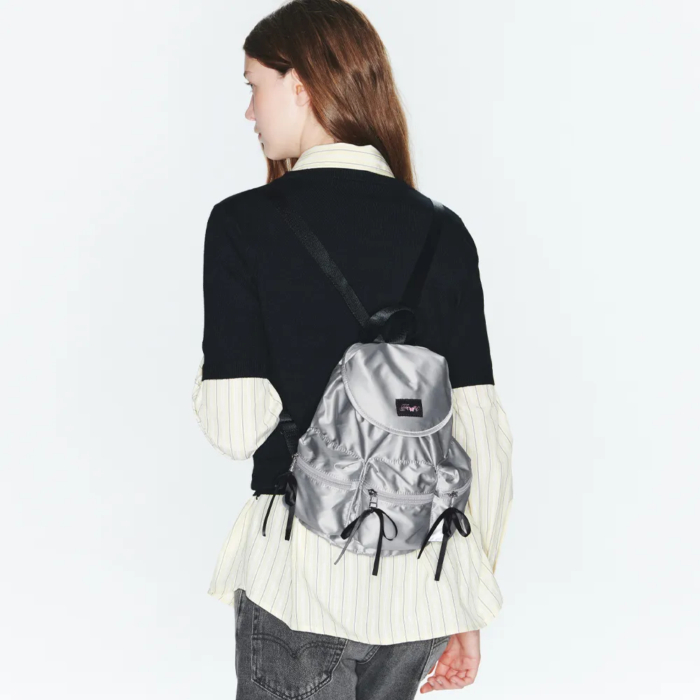 BERRY POCKET BACKPACK - SILVER - 감도 깊은 취향 셀렉트샵 29CM