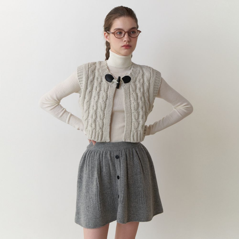 Cocoa cable knit vest (snow) - 감도 깊은 취향 셀렉트샵 29CM