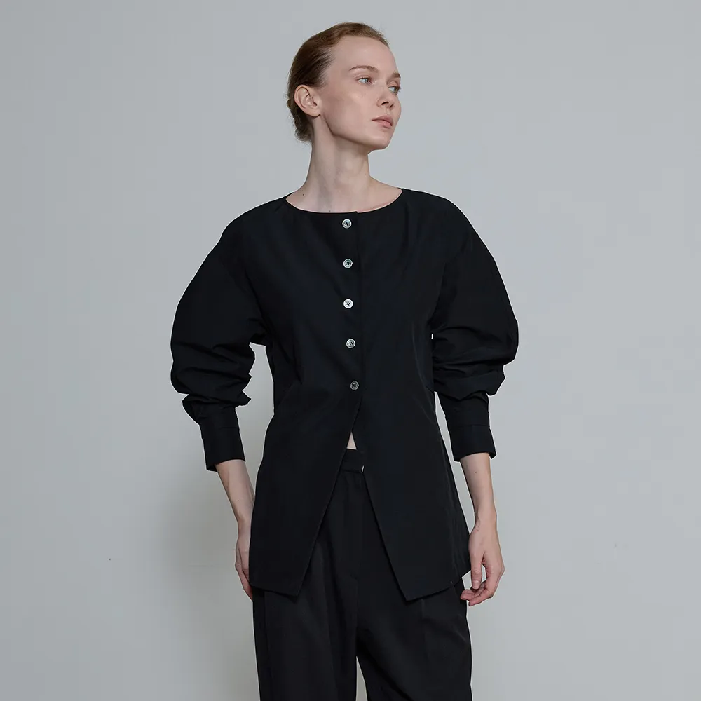 Marie button blouse - Black - 감도 깊은 취향 셀렉트샵 29CM