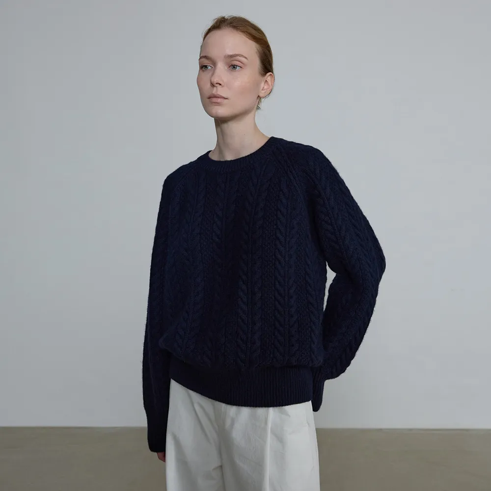 Carrie cashmere cable knit - Navy - 감도 깊은 취향 셀렉트샵 29CM