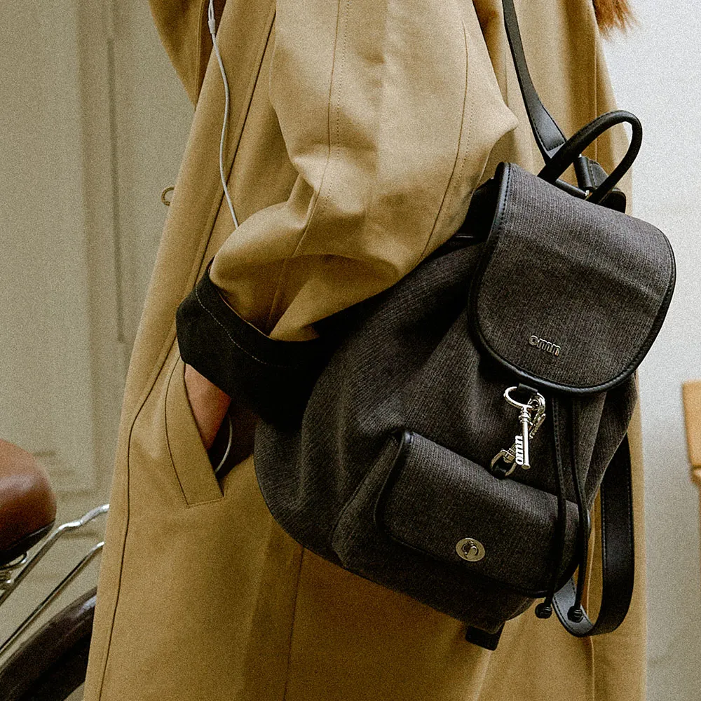 Key& backpack_Charcoal - 감도 깊은 취향 셀렉트샵 29CM