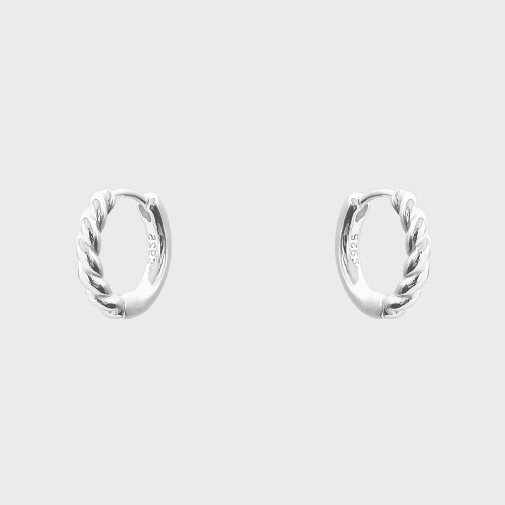 Mini Tie & Essential Earrings - 감도 깊은 취향 셀렉트샵 29CM