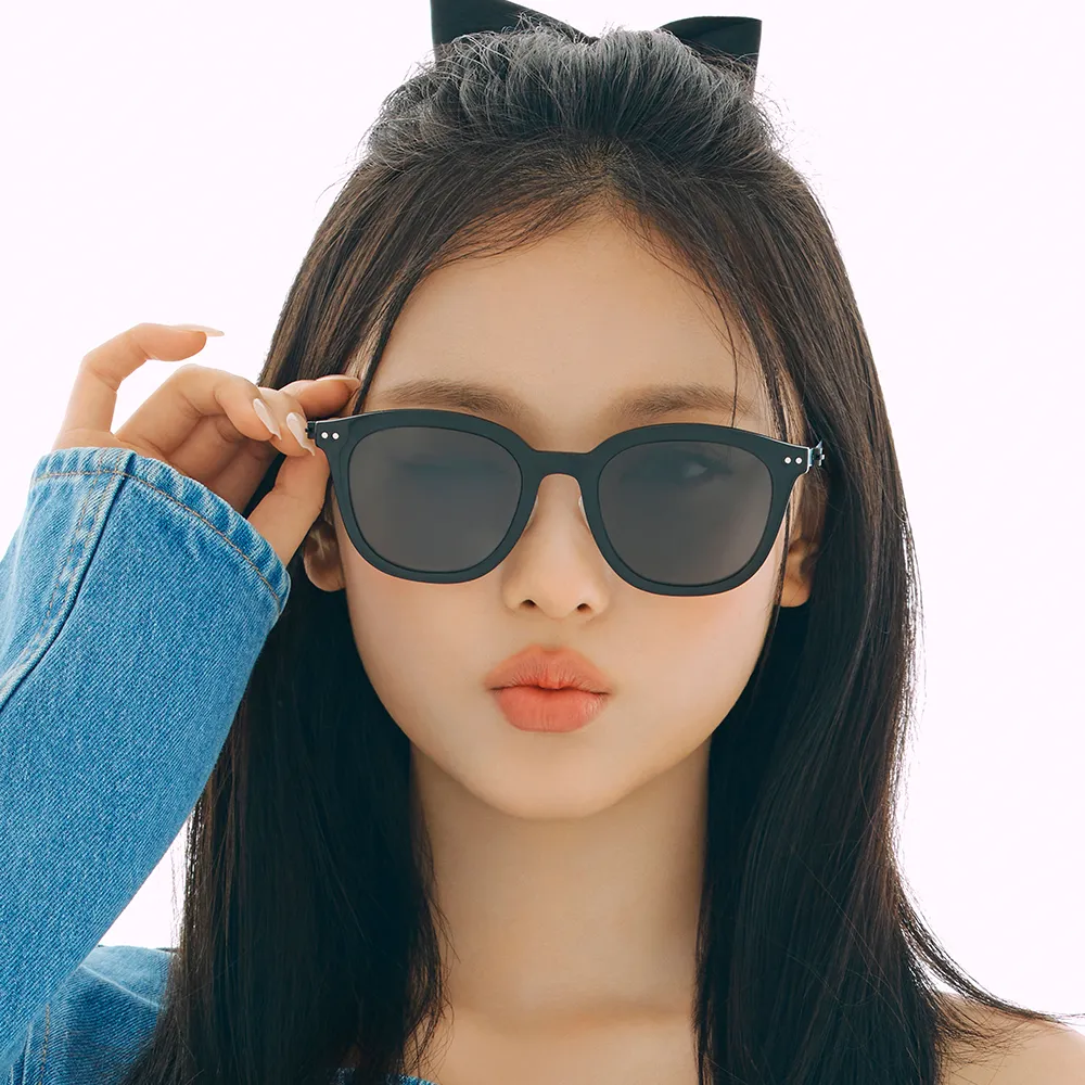 [편광렌즈][뉴진스 해린 착용] 프리다 C1 - 감도 깊은 취향 셀렉트샵 29CM