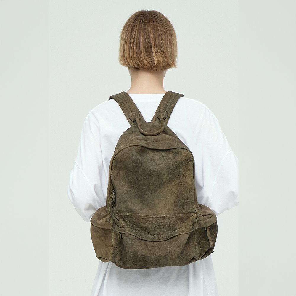 3 POCKET BACKPACK_dusty beige suede - 감도 깊은 취향 셀렉트샵 29CM