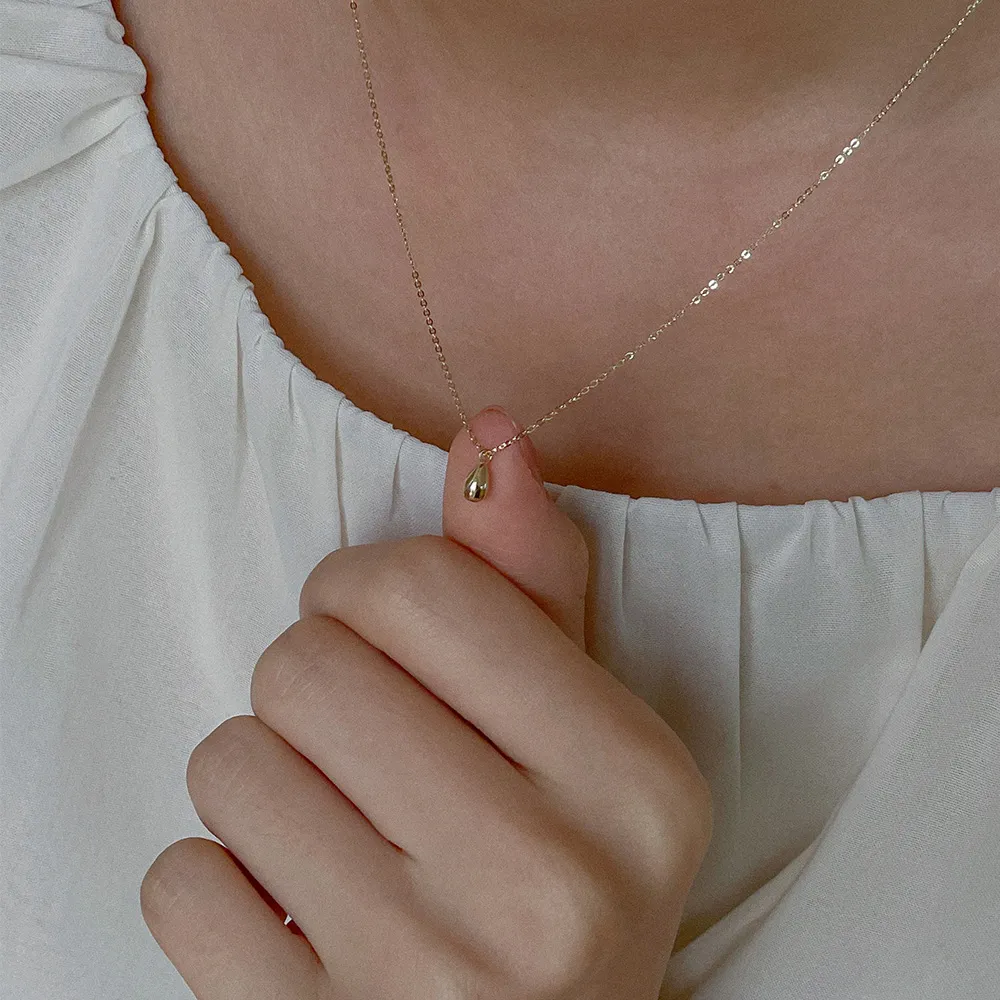 14k 미니 워터드롭 목걸이 - 감도 깊은 취향 셀렉트샵 29CM