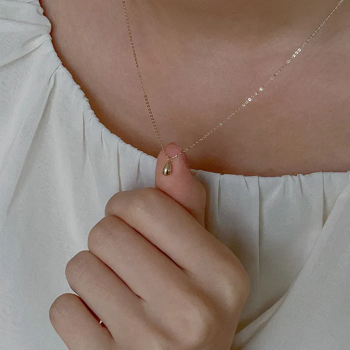 14k 미니 워터드롭 목걸이 - 감도 깊은 취향 셀렉트샵 29CM