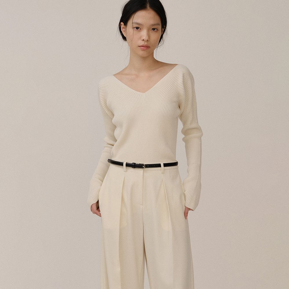 PF24 Carnation Pullover Bone - 감도 깊은 취향 셀렉트샵 29CM